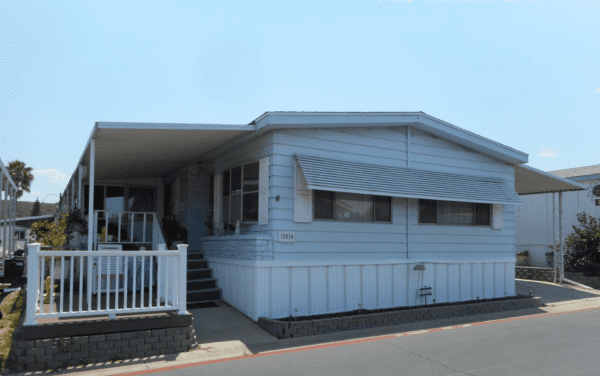 Difference Between Manufactured Home & Mobile Home | MHC San Diego